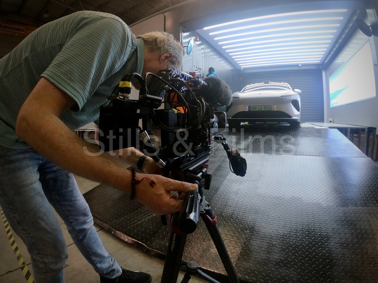 Product Demo Videos - VIDEO CREW HIRE